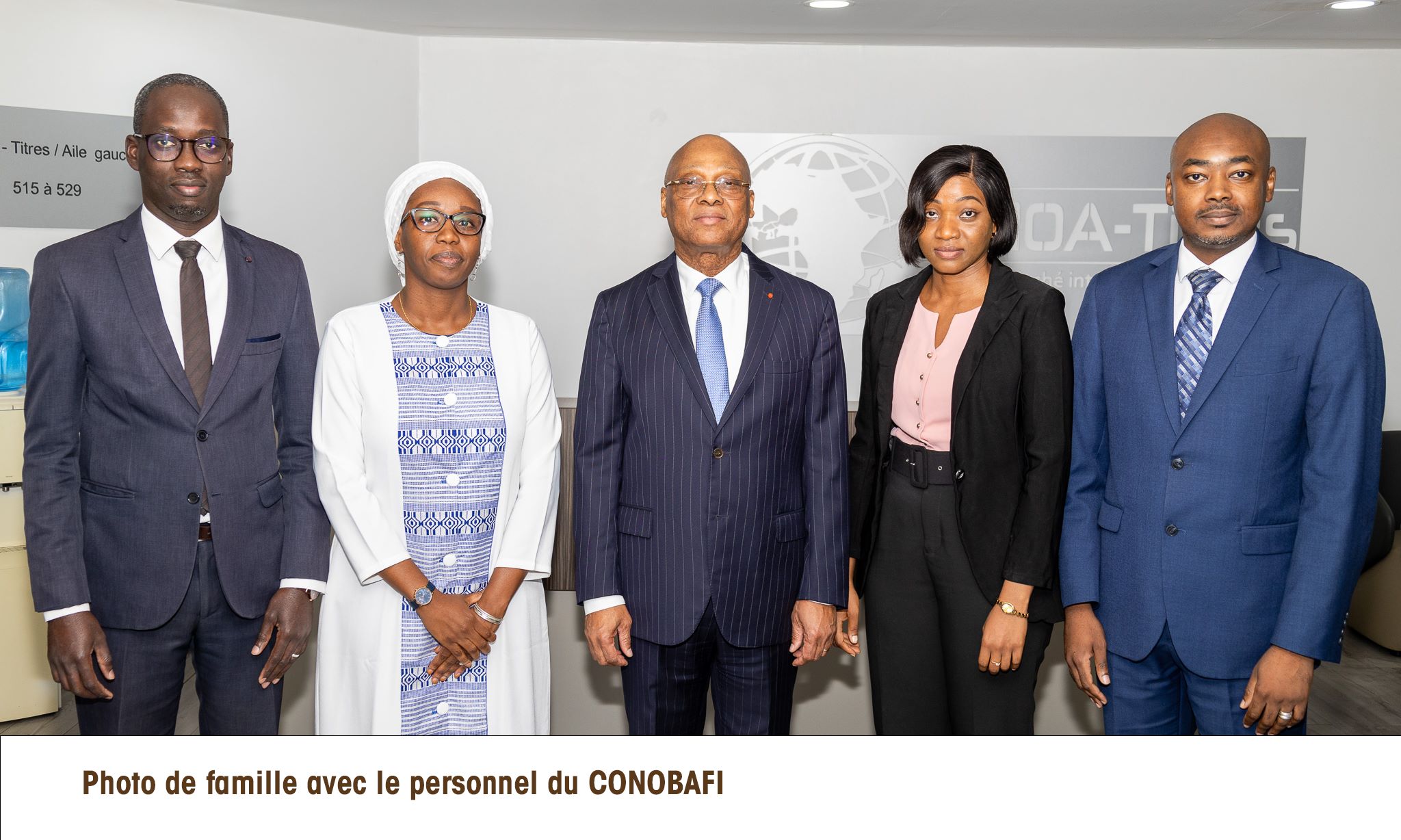 Rencontre du gouverneur avec l’APBEF-Sénégal et visite d’institutions à l’Agence Principale de ...